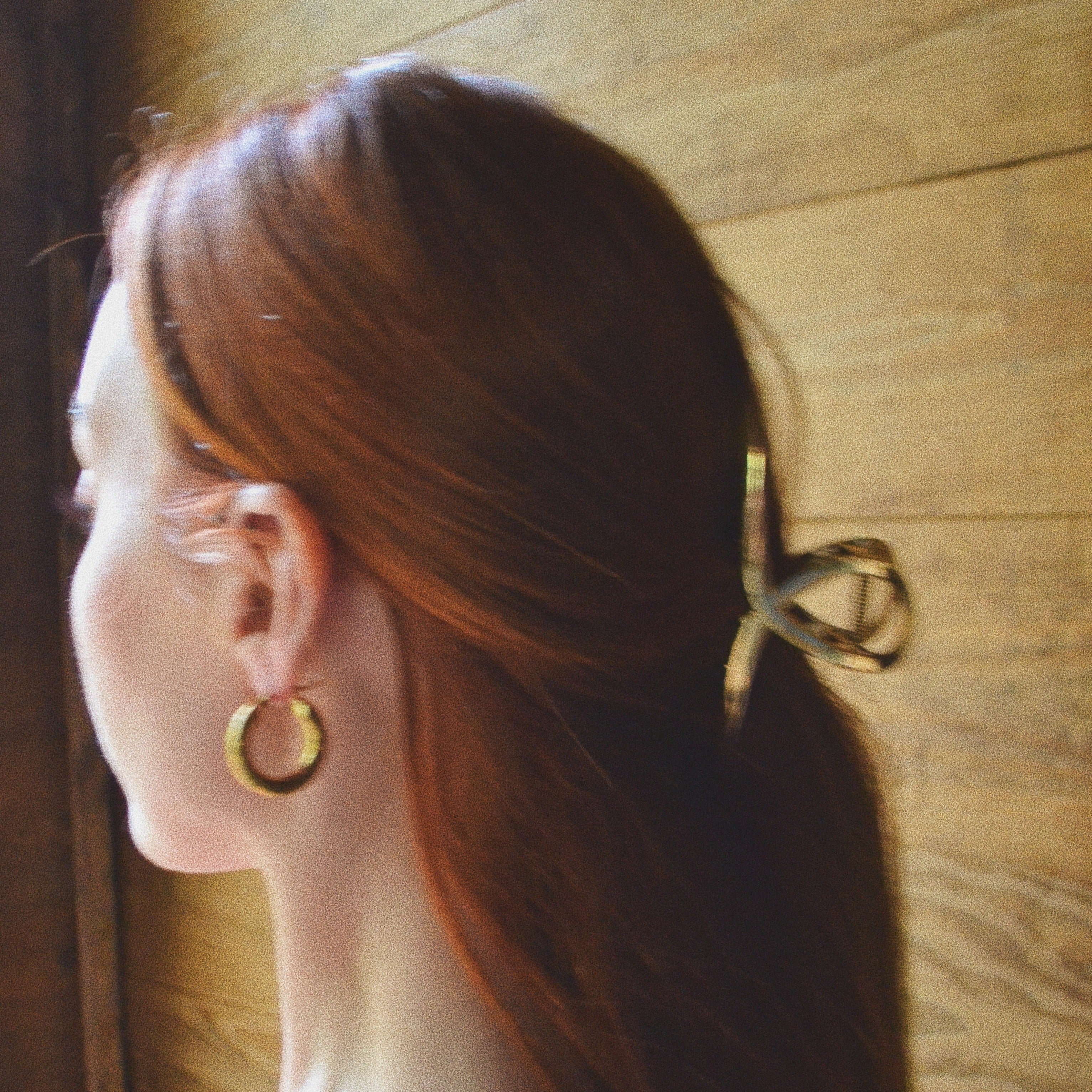 Isabella Loop Clip In Gold – By KAKI